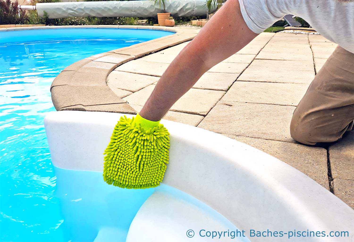 Comment nettoyer la ligne d’eau piscine sans effort - Baches PiscinesBaches Piscines
