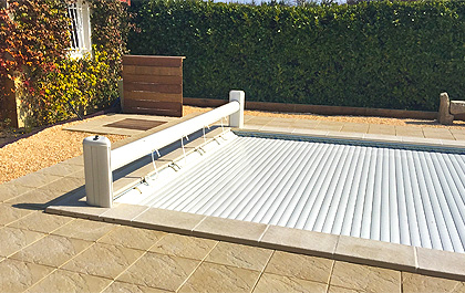 Baches pour Piscines sur mesure en stock. Le spécialiste des bâches ...